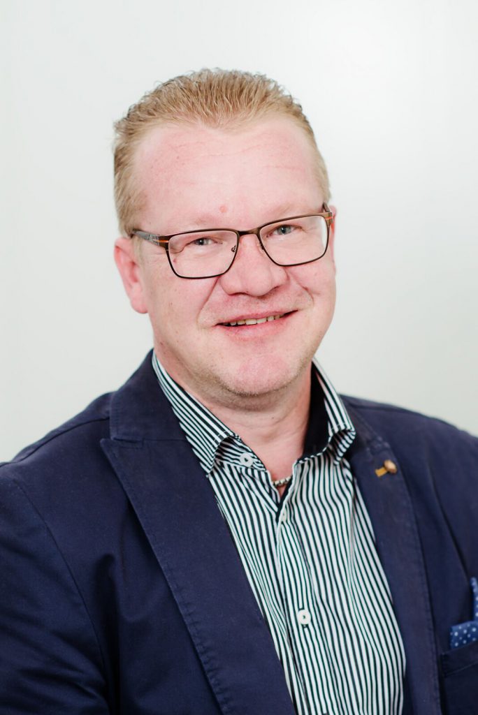 Fikuro - Data Group Aames